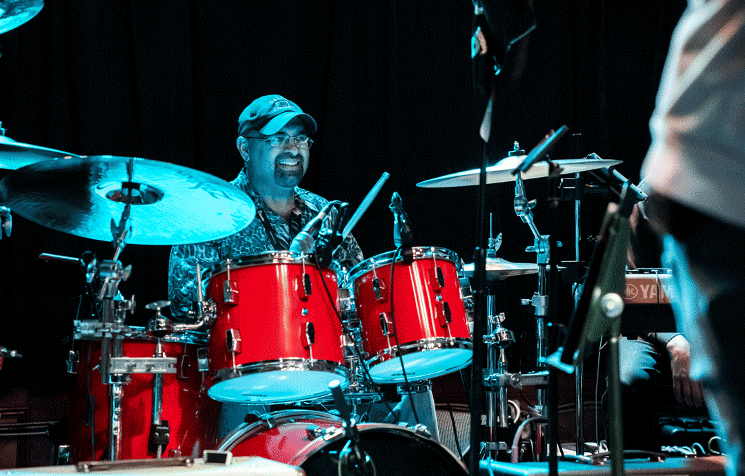 THE 8TRACKS - Texas's Best Arena Rock Band 🤘